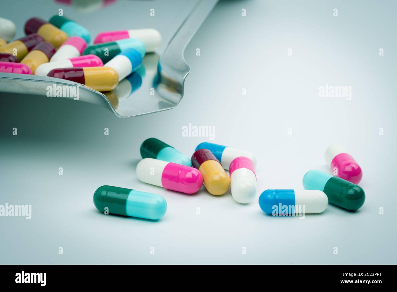 Hospital medication tray hi-res stock photography and images - Alamy