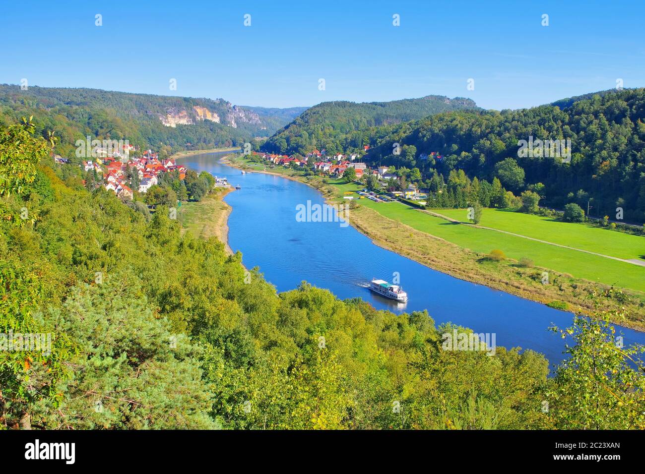 Elbe sandstone mountains, river Elbe and ship with town Wehlen Stock ...