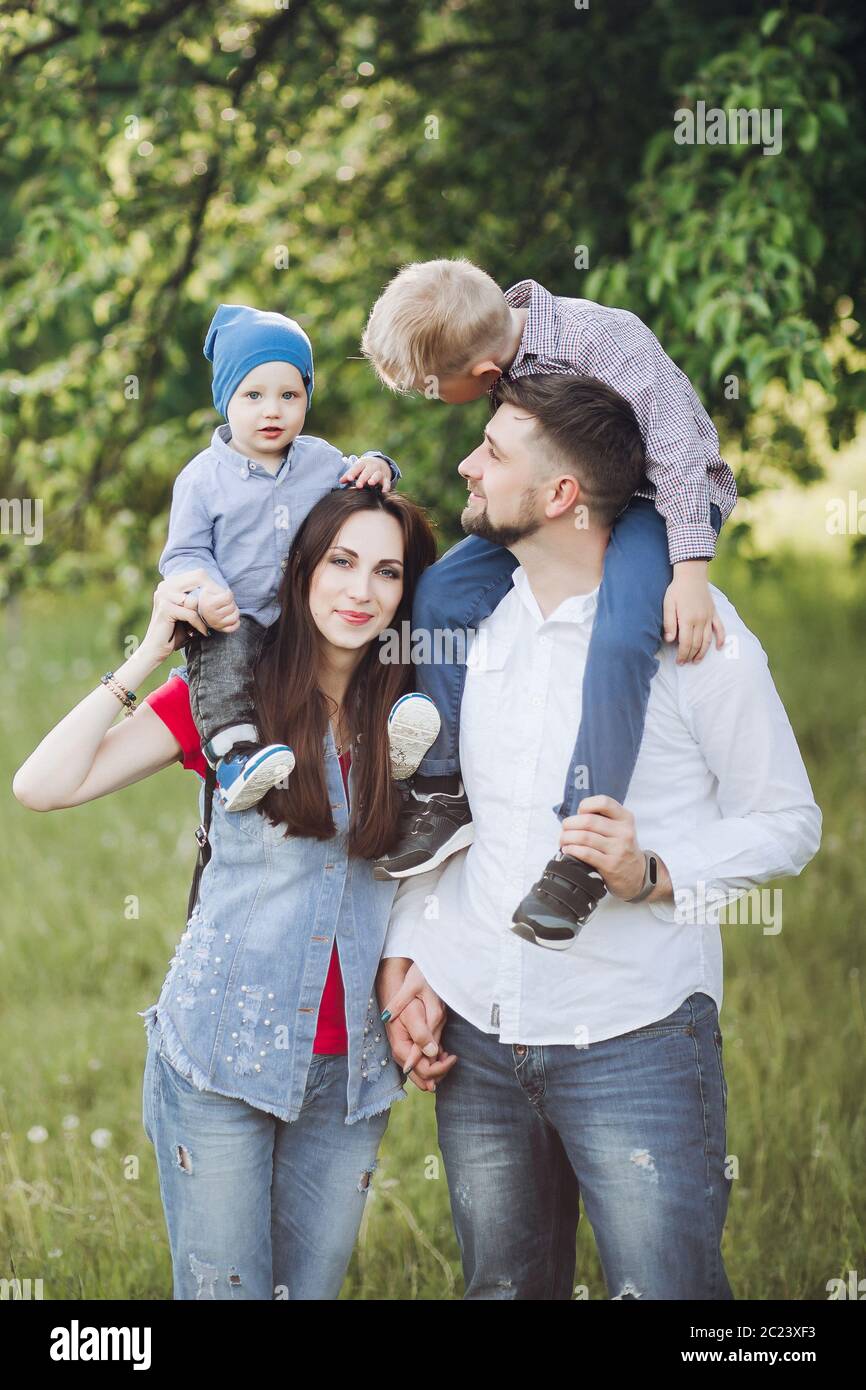 Family having fun outdoors hi-res stock photography and images - Alamy