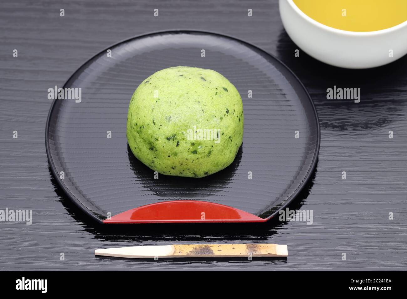 Japanese confectionery, yomogi plant rice cake Kusa Mochi Stock Photo ...