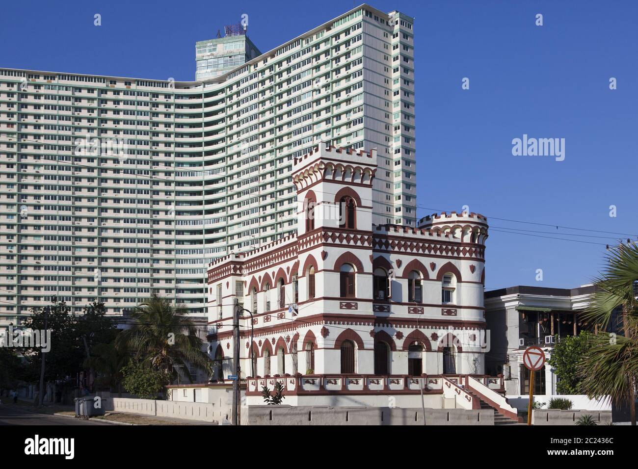 Old cuba hi-res stock photography and images - Alamy
