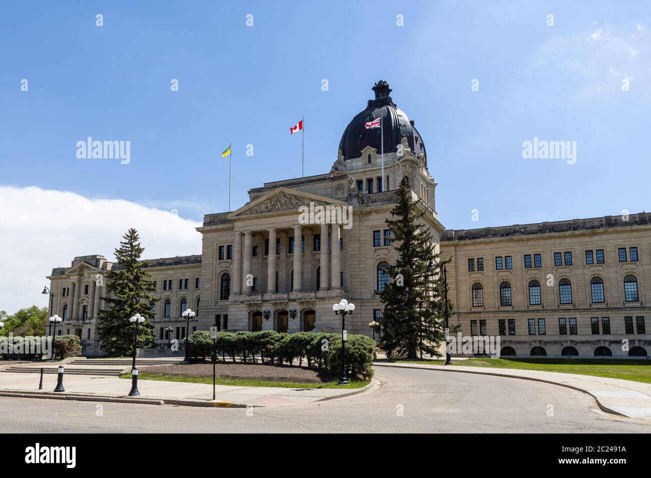Regina city hall hi-res stock photography and images - Alamy