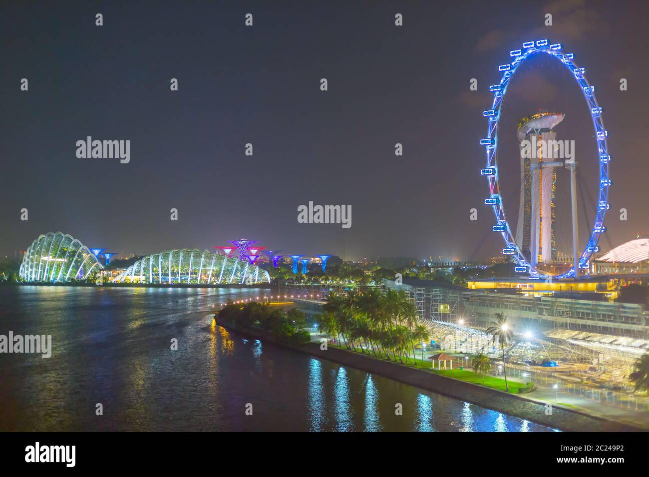 Landmarks at night hi-res stock photography and images - Alamy