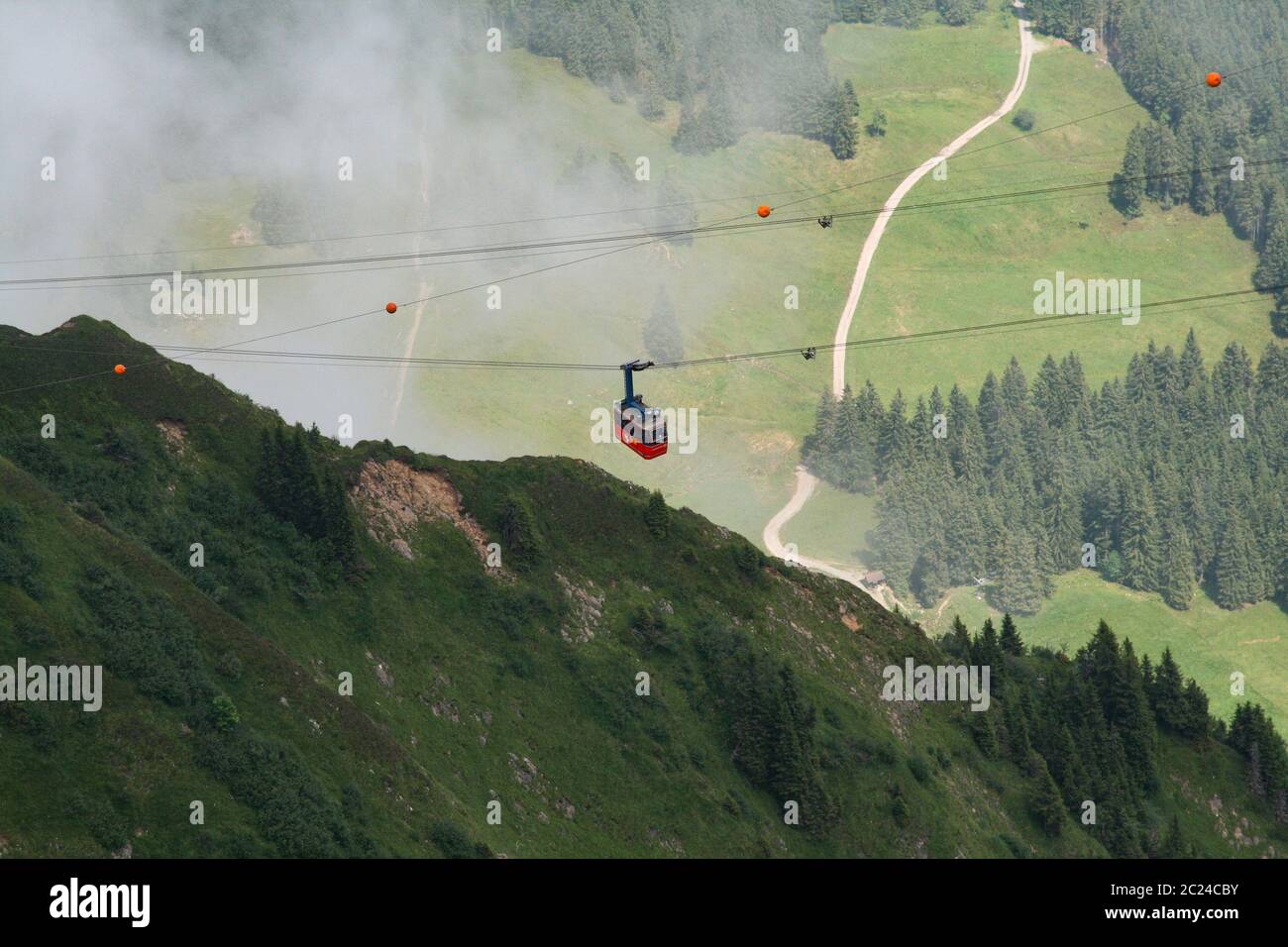 Cable car alps hi-res stock photography and images - Alamy