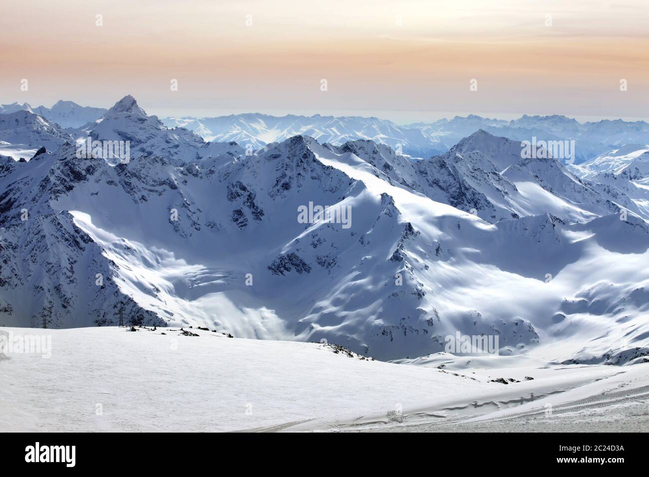 Highest point of land hi-res stock photography and images - Alamy