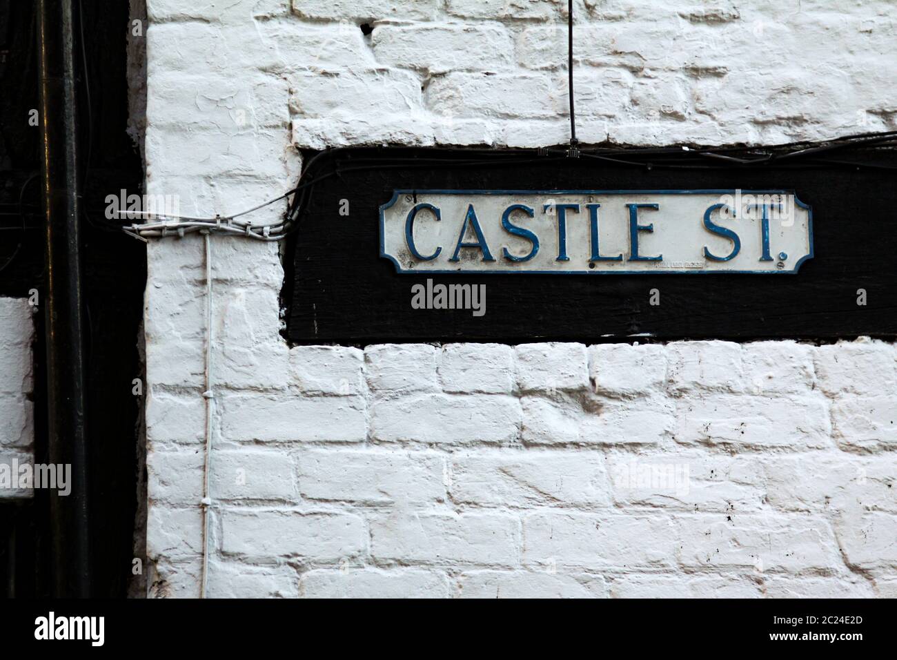 Street nameplate on wall hi-res stock photography and images - Alamy