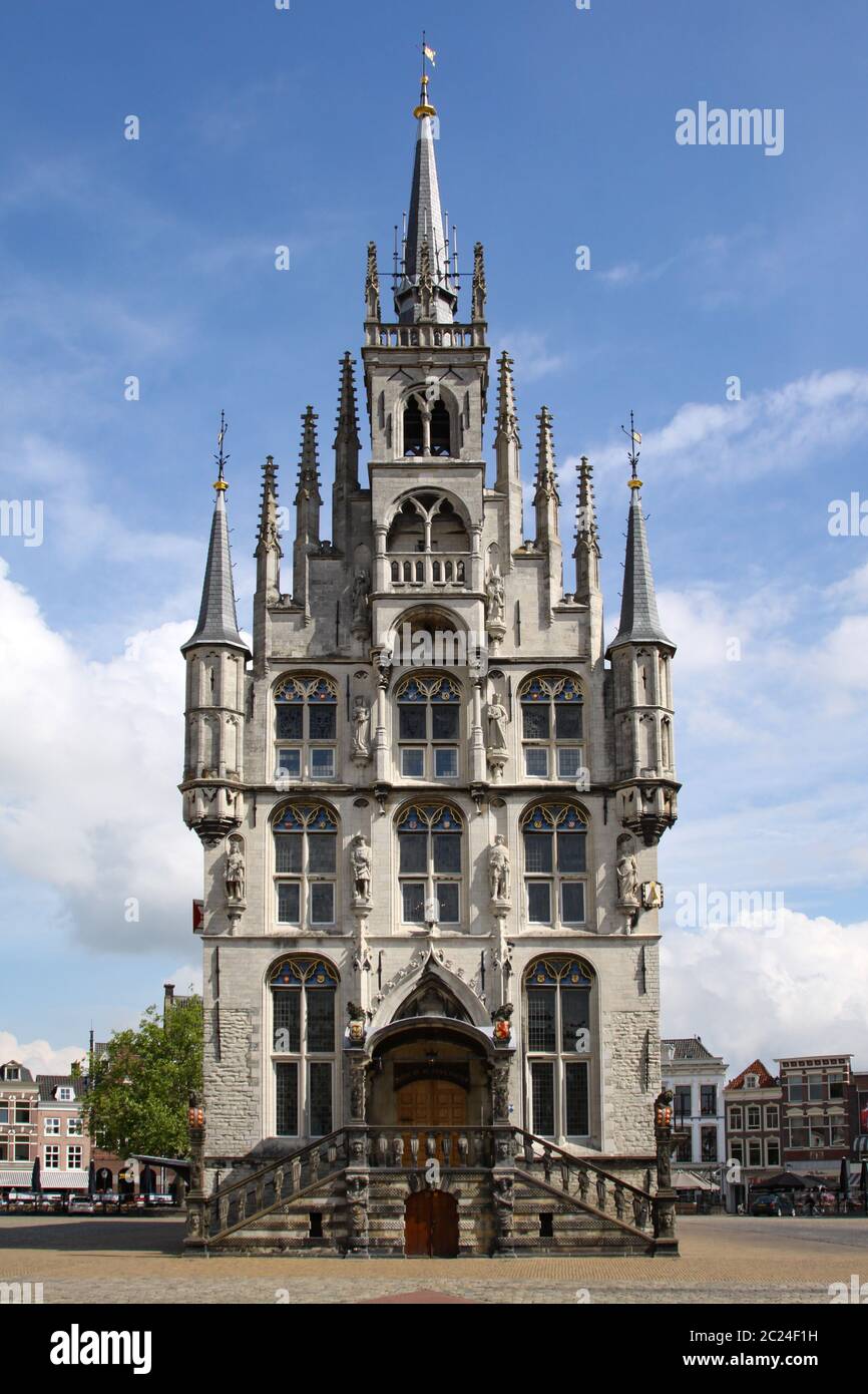 Town house of the city Gouda with pointed gothic towers Stock Photo - Alamy