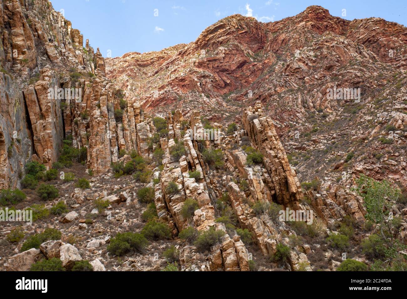 Rock layer of mountains in Africa Stock Photo - Alamy