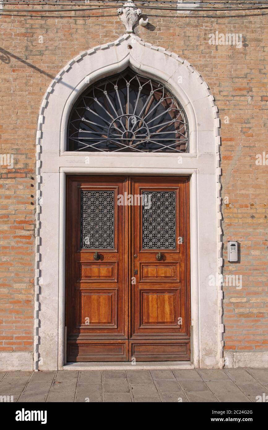 Wooden Door at House in Venice Italy Stock Photo - Alamy