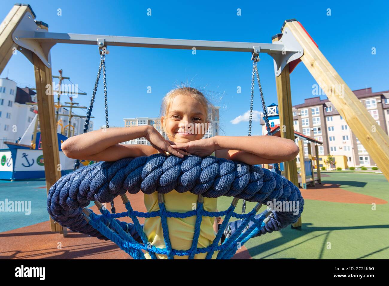 Ten year old girl swing hi-res stock photography and images - Alamy