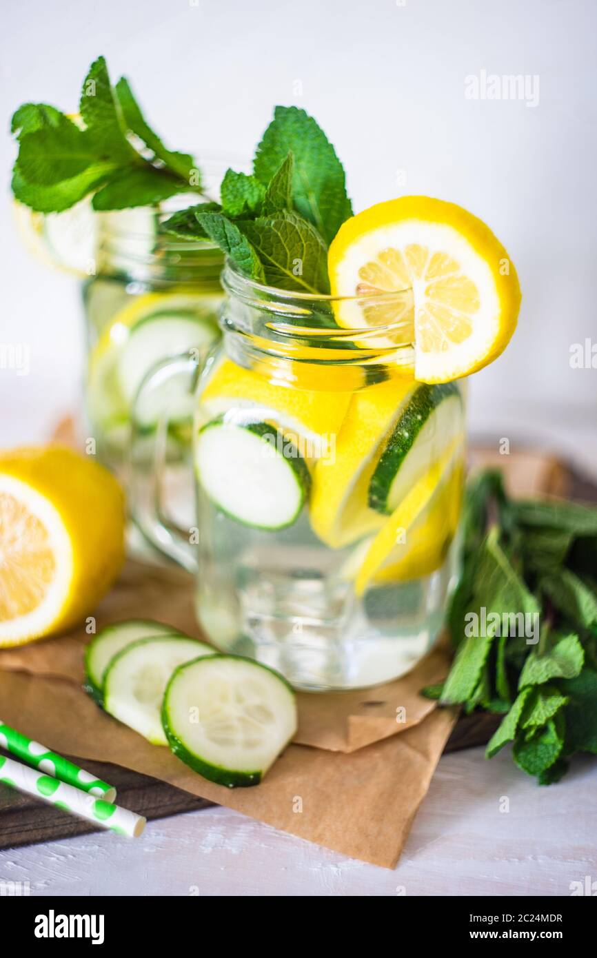 Detox drink with lemon, mint and cucumber Stock Photo - Alamy