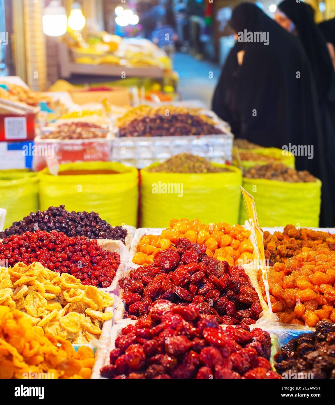 Dried fruits at Grand Bazaar Stock Photo - Alamy