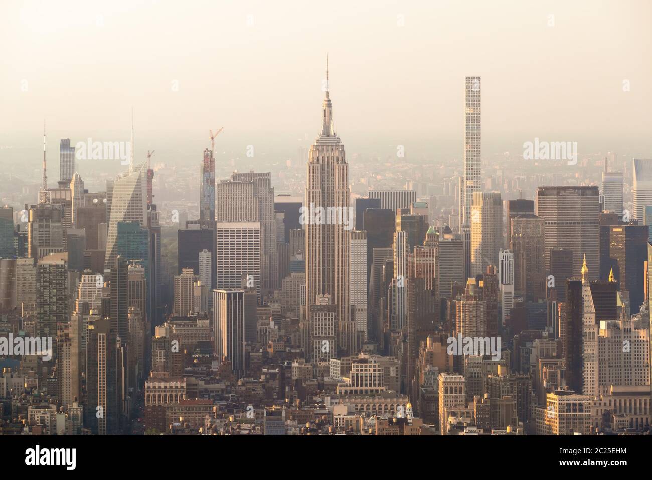 Manhattan New York with Empire State Building Stock Photo - Alamy
