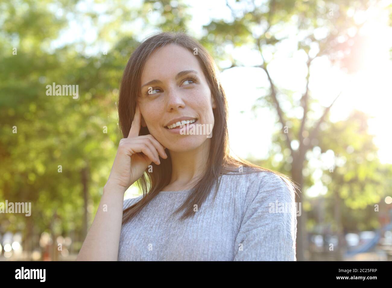 Female model standing sideways eyes hi-res stock photography and images ...