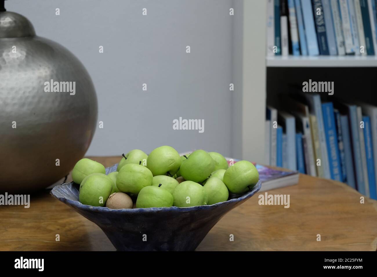 Still life fruit bowl hi-res stock photography and images - Alamy