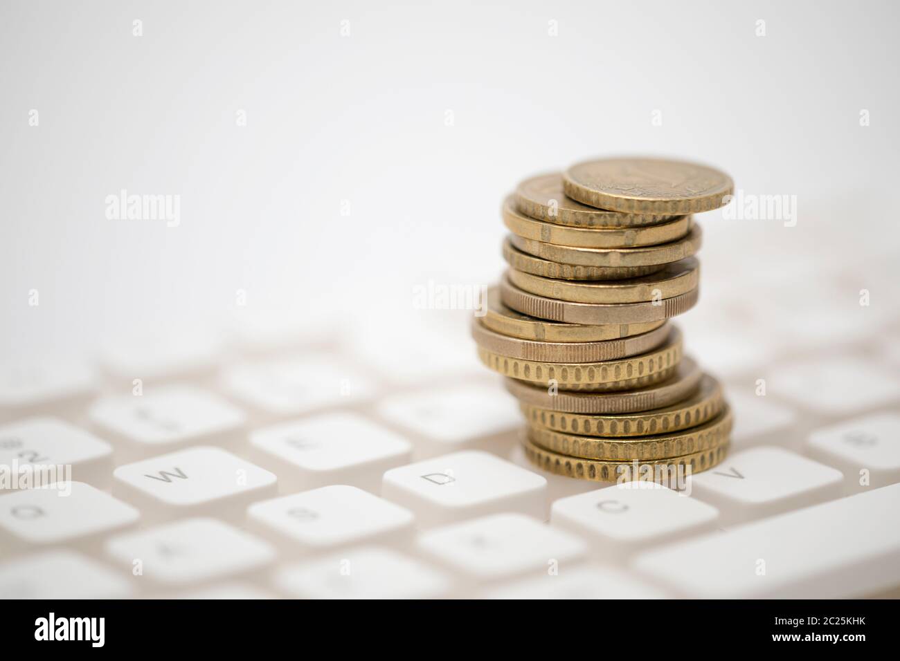 Keyboard money hi-res stock photography and images - Alamy