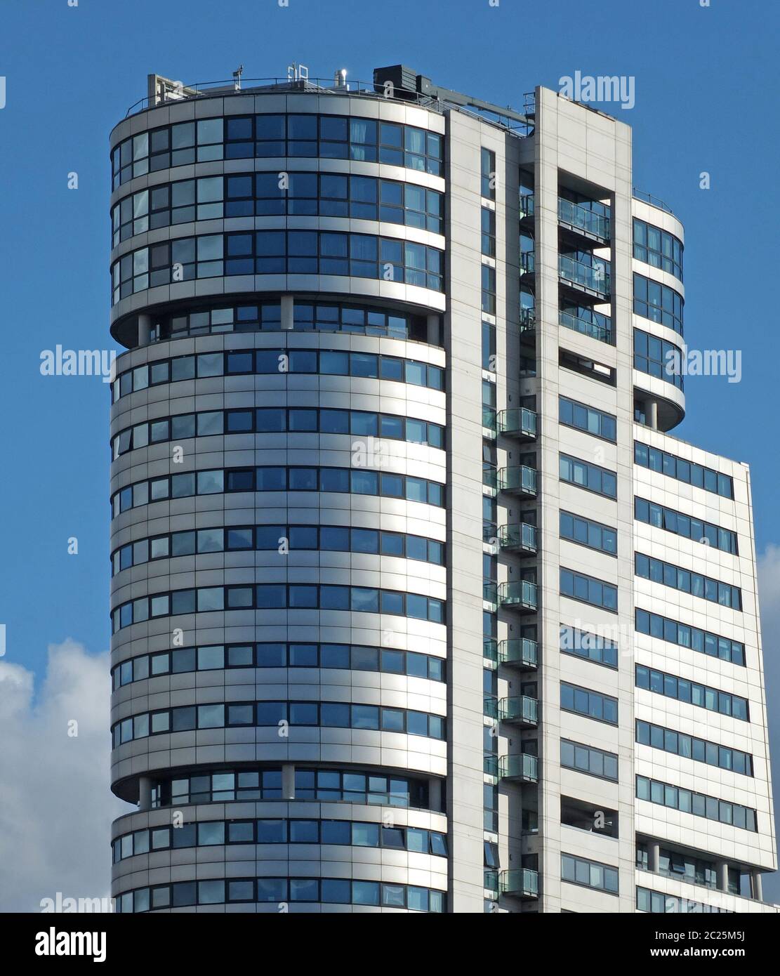 Tallest building in leeds hi-res stock photography and images - Alamy