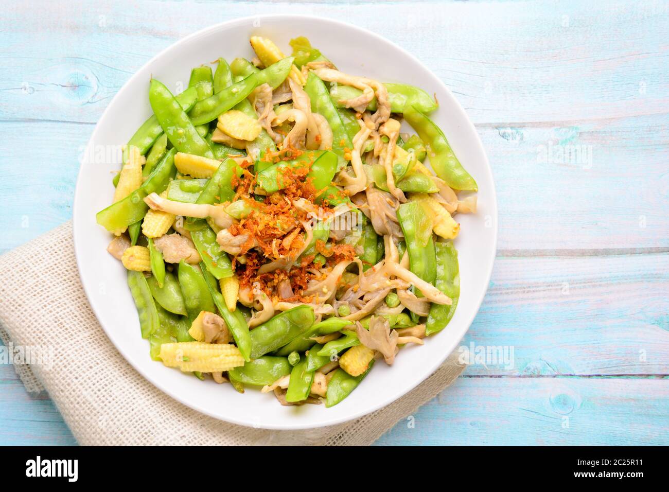 Chinese peas hi-res stock photography and images - Alamy