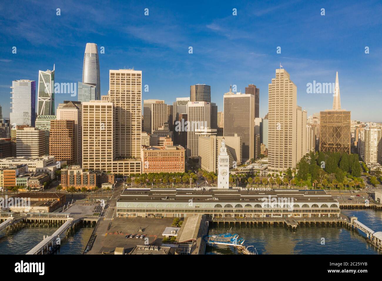 Foreground Buildings High Resolution Stock Photography and Images - Alamy