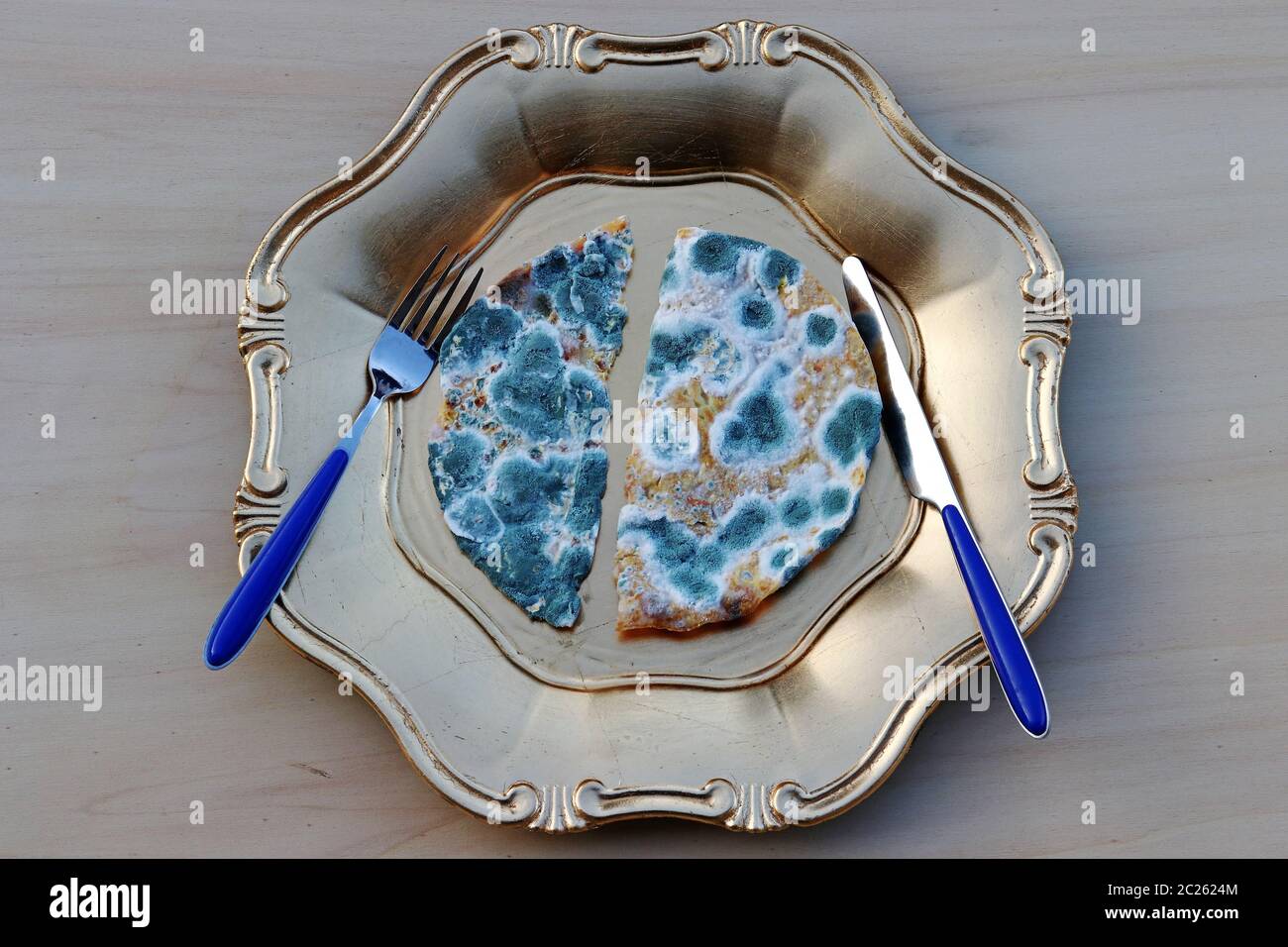 Spoiled food plate hi-res stock photography and images - Alamy