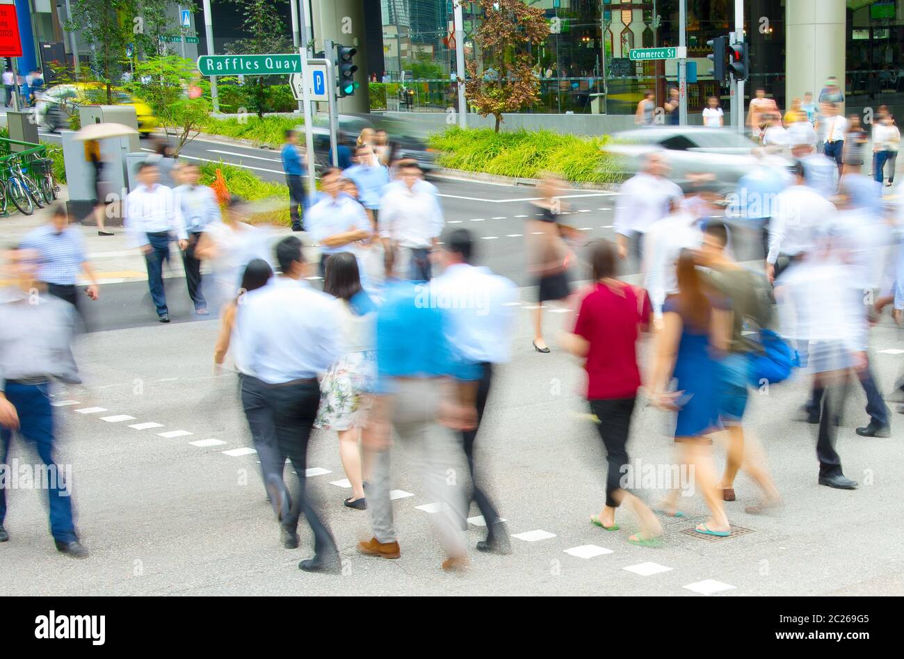 Singapore city downtown crowded traffic hi-res stock photography and ...