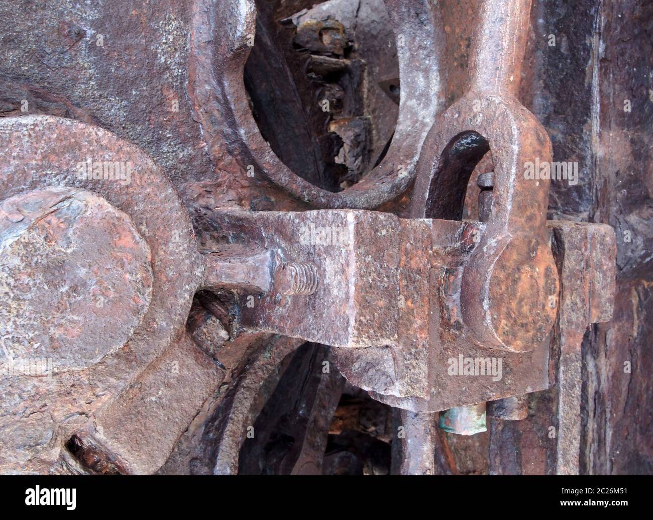 Old iron gears hi-res stock photography and images - Alamy