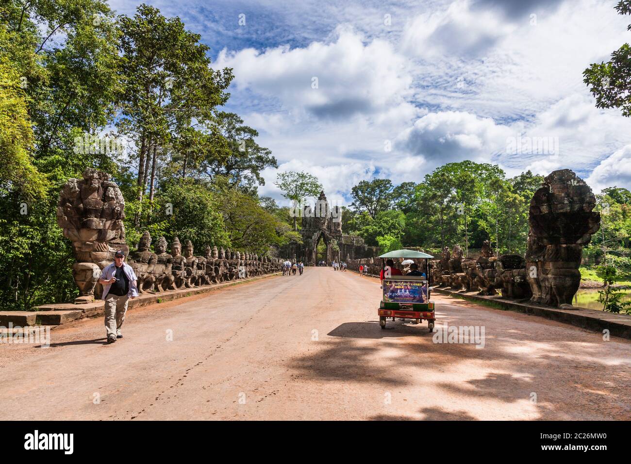 Angkor Thom, Tonle Om Gate(South Gate of Angkor Thom), Ancient capital ... Angkor Thom, Tonle Om Gate(South Gate of Angkor Thom), Ancient capital ...