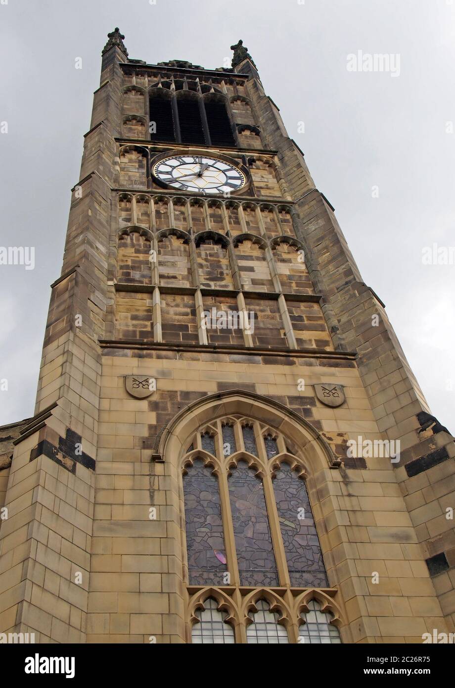 English church and clock tower hi-res stock photography and images - Alamy