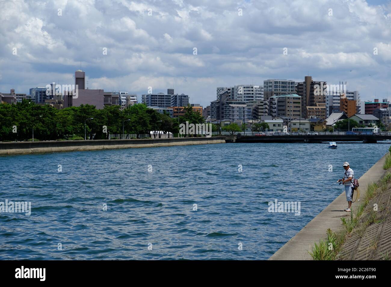 Japan river fishing hi-res stock photography and images - Alamy