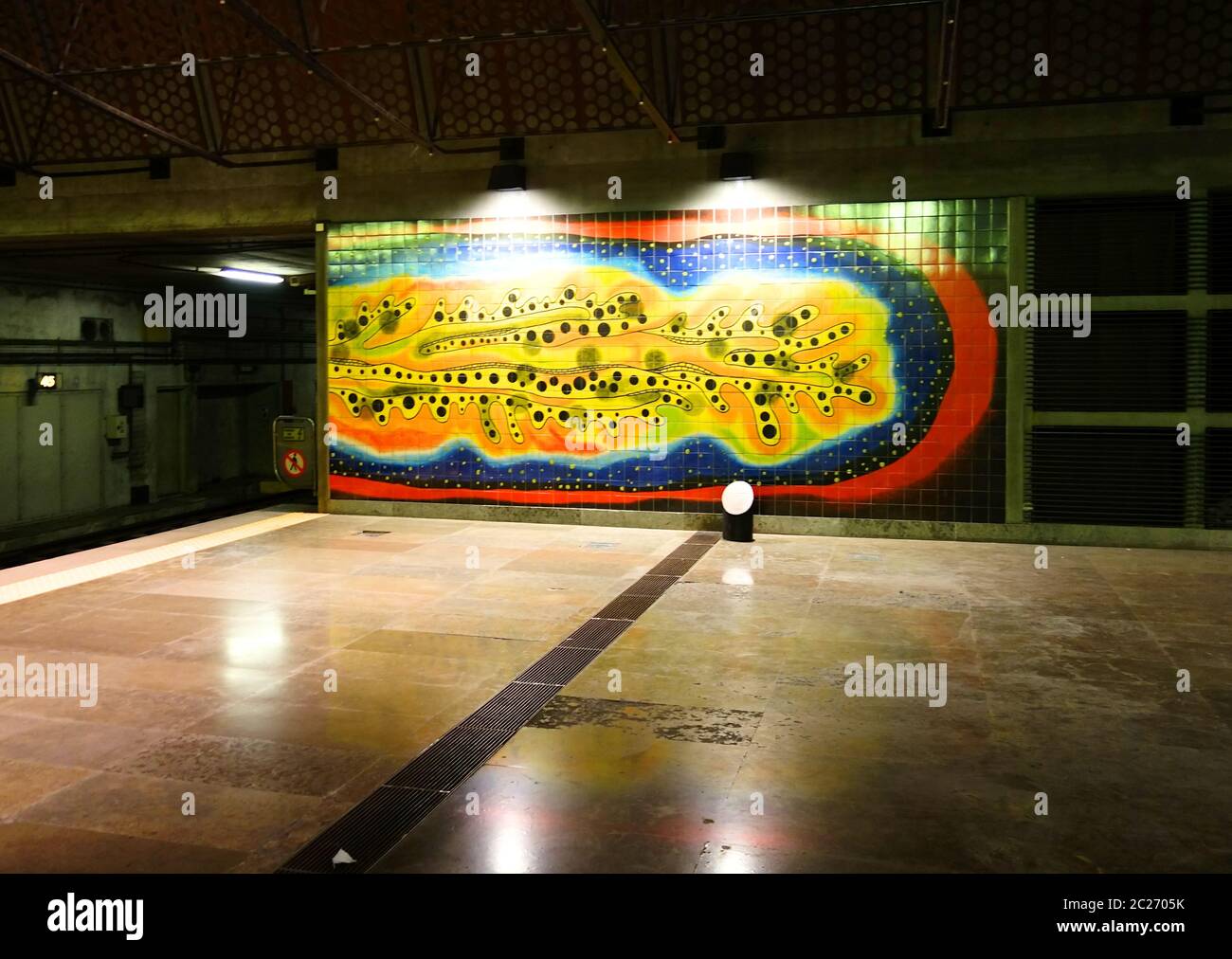 The interior of the metro station Oriente Stock Photo - Alamy