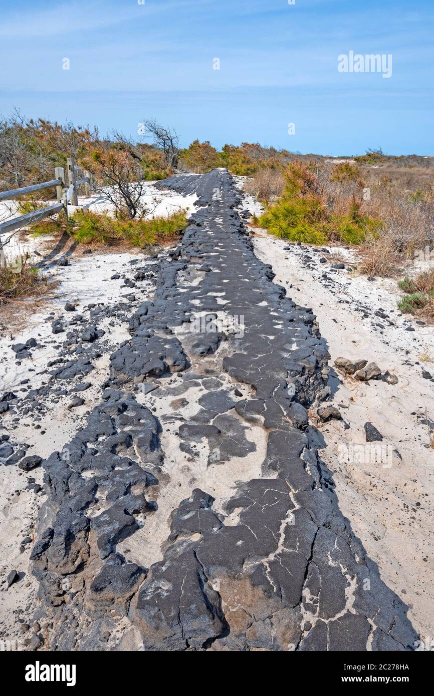Eroded road hi-res stock photography and images - Alamy