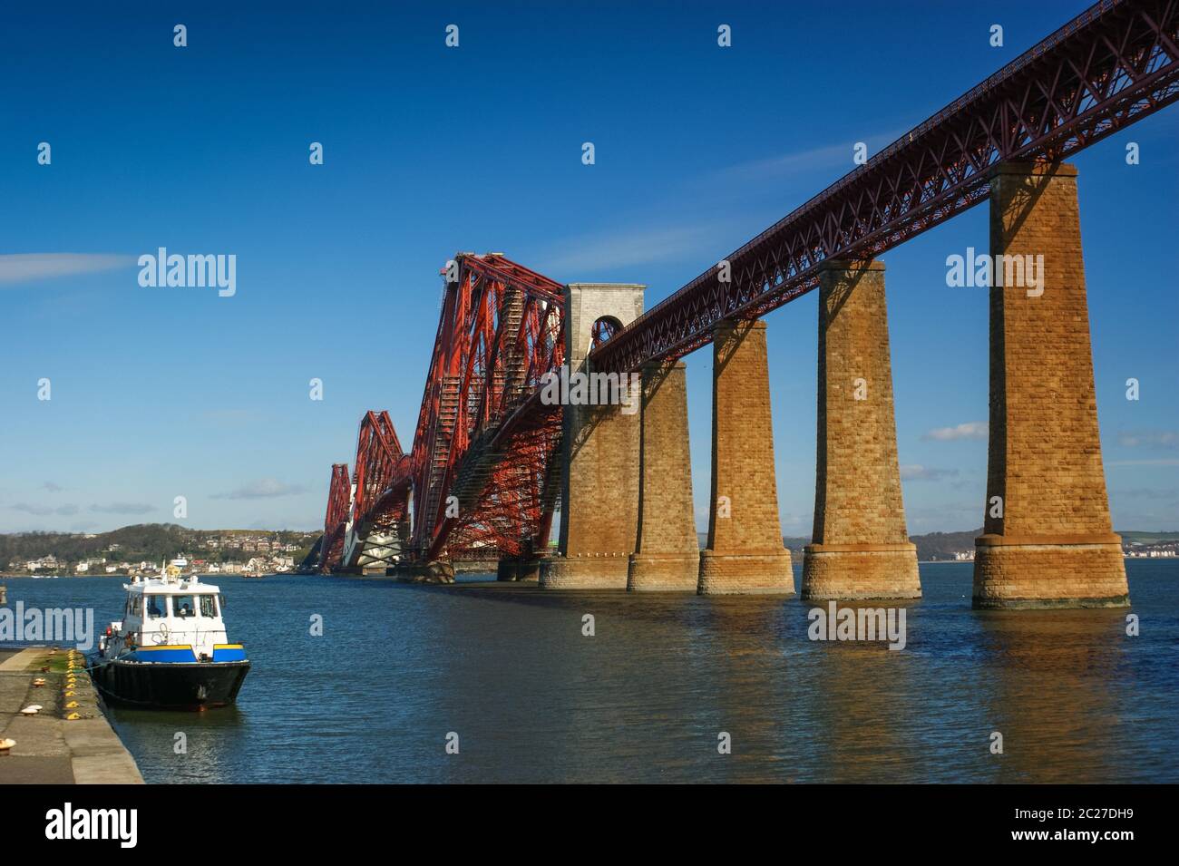 Forth Rail Bridge Stock Photo - Alamy