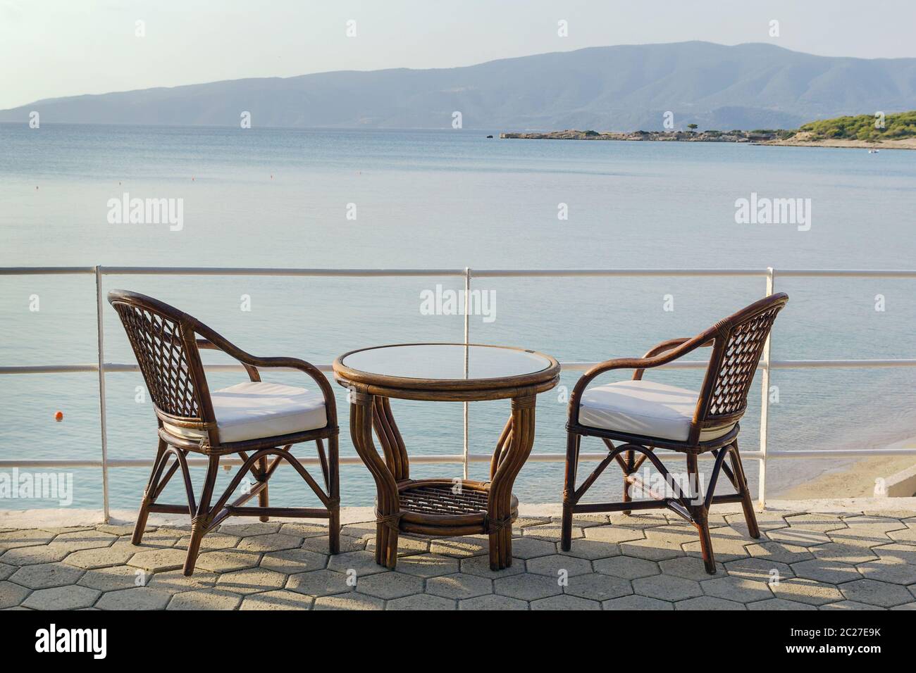 Overlooking the sea hi-res stock photography and images - Alamy