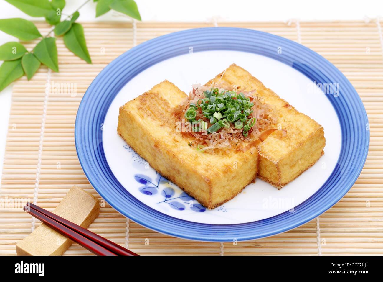 Food on bamboo hi-res stock photography and images - Alamy