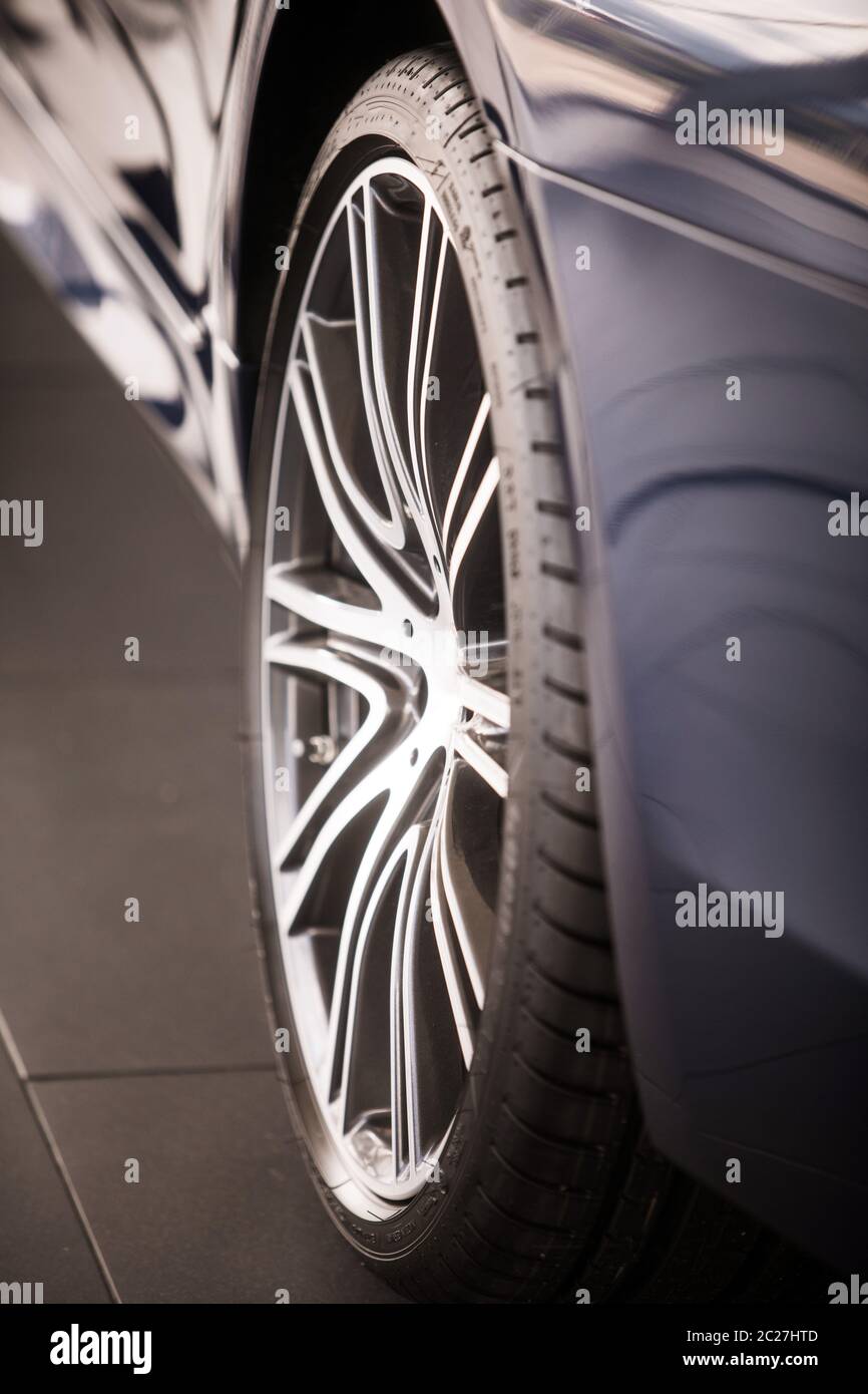 A ceramic wheel rim hi-res stock photography and images - Alamy