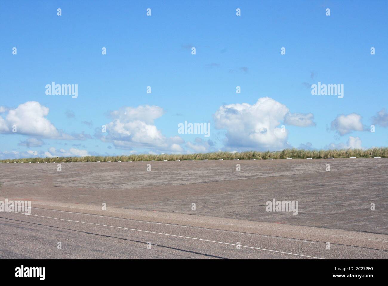 Ocean dam hi-res stock photography and images - Alamy