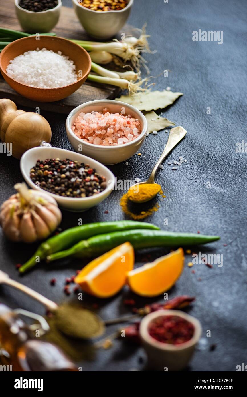 Spices frame hi-res stock photography and images - Alamy