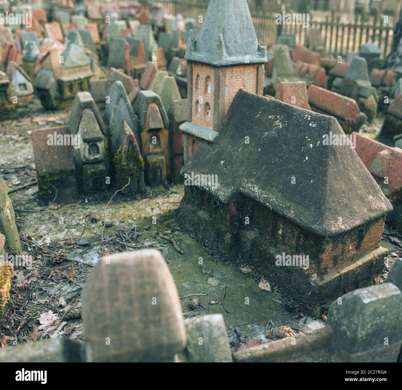 Houses of clay hi-res stock photography and images - Alamy