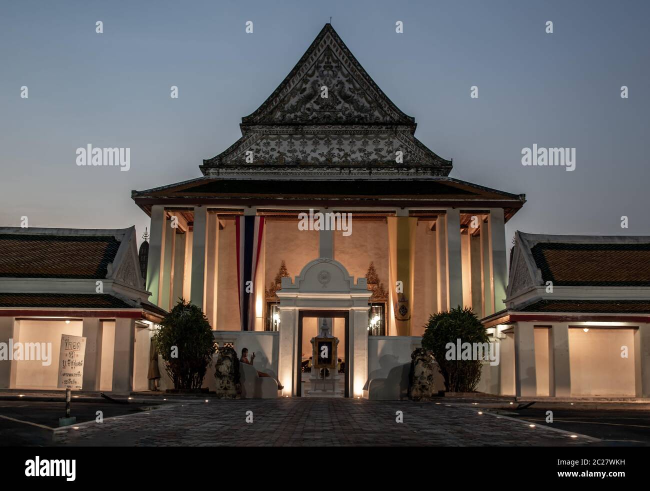 Bangkok, Thailand - 07 Nov. 2019 : Eveningtime of Beautiful theptidaram ...