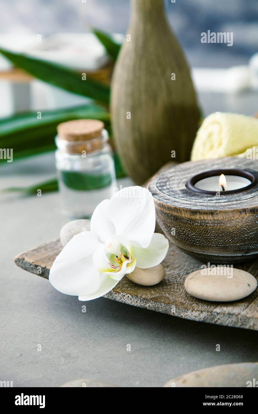 Spa wellness setting natural hi-res stock photography and images - Alamy