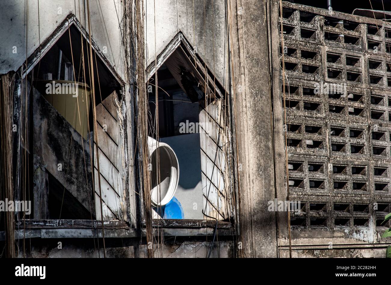 Deteriorated abandoned old building, Destroyed building Stock Photo - Alamy