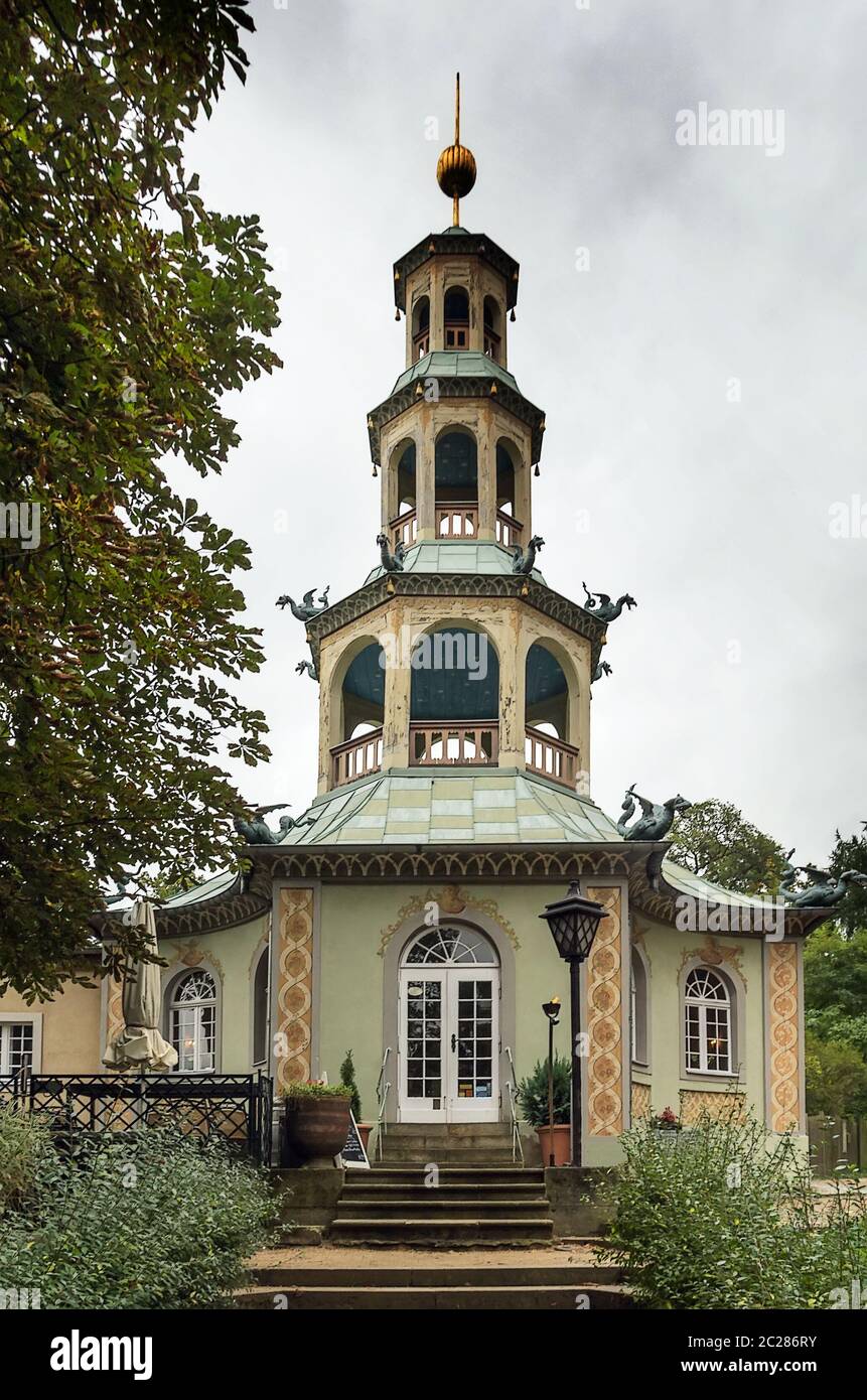 House of the dragon hi-res stock photography and images - Alamy