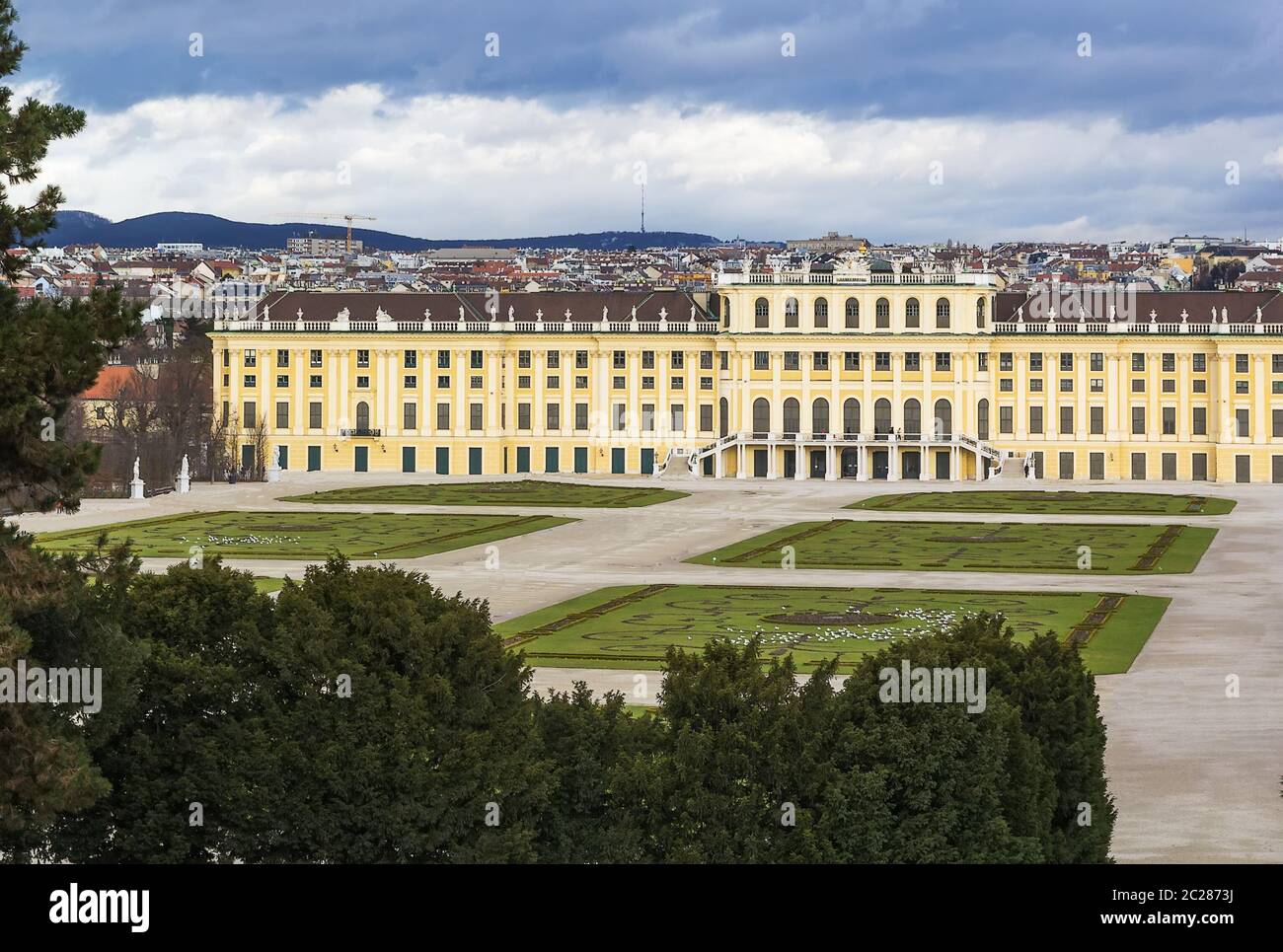 Imperial facade schönbrunn palace hi-res stock photography and images - Alamy