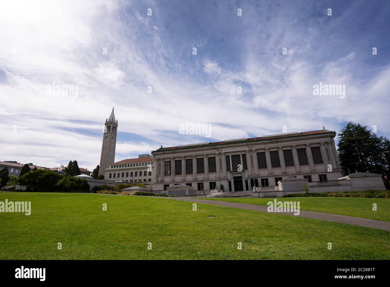 Uc berkeley gate hi-res stock photography and images - Alamy