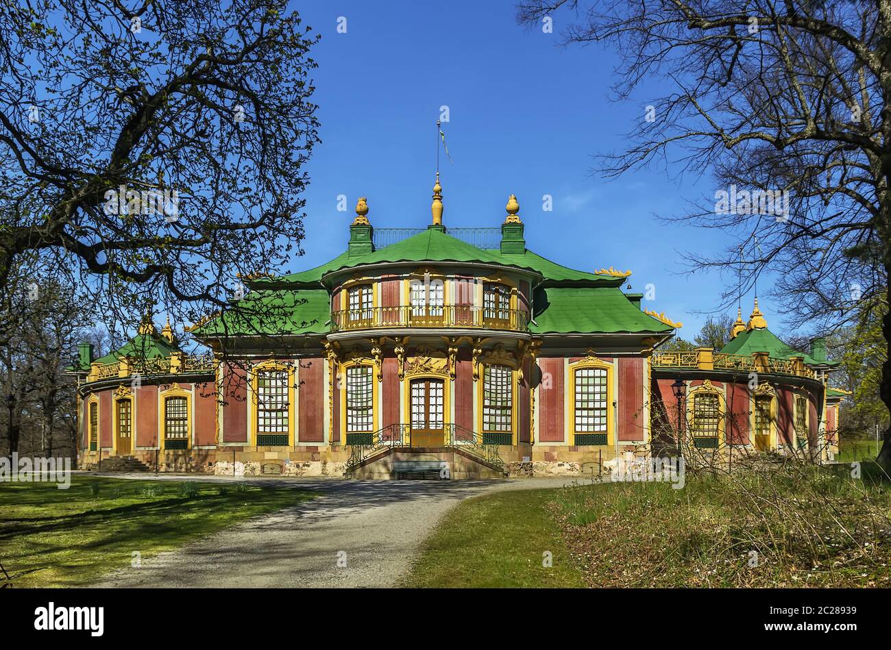 Chinese baroque architecture hi-res stock photography and images - Alamy