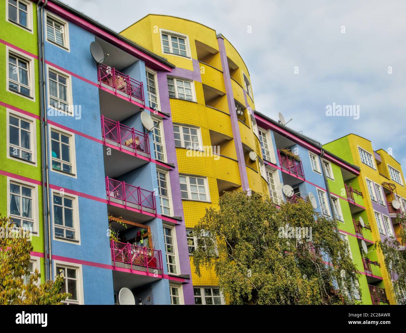Panel buildings hi-res stock photography and images - Alamy