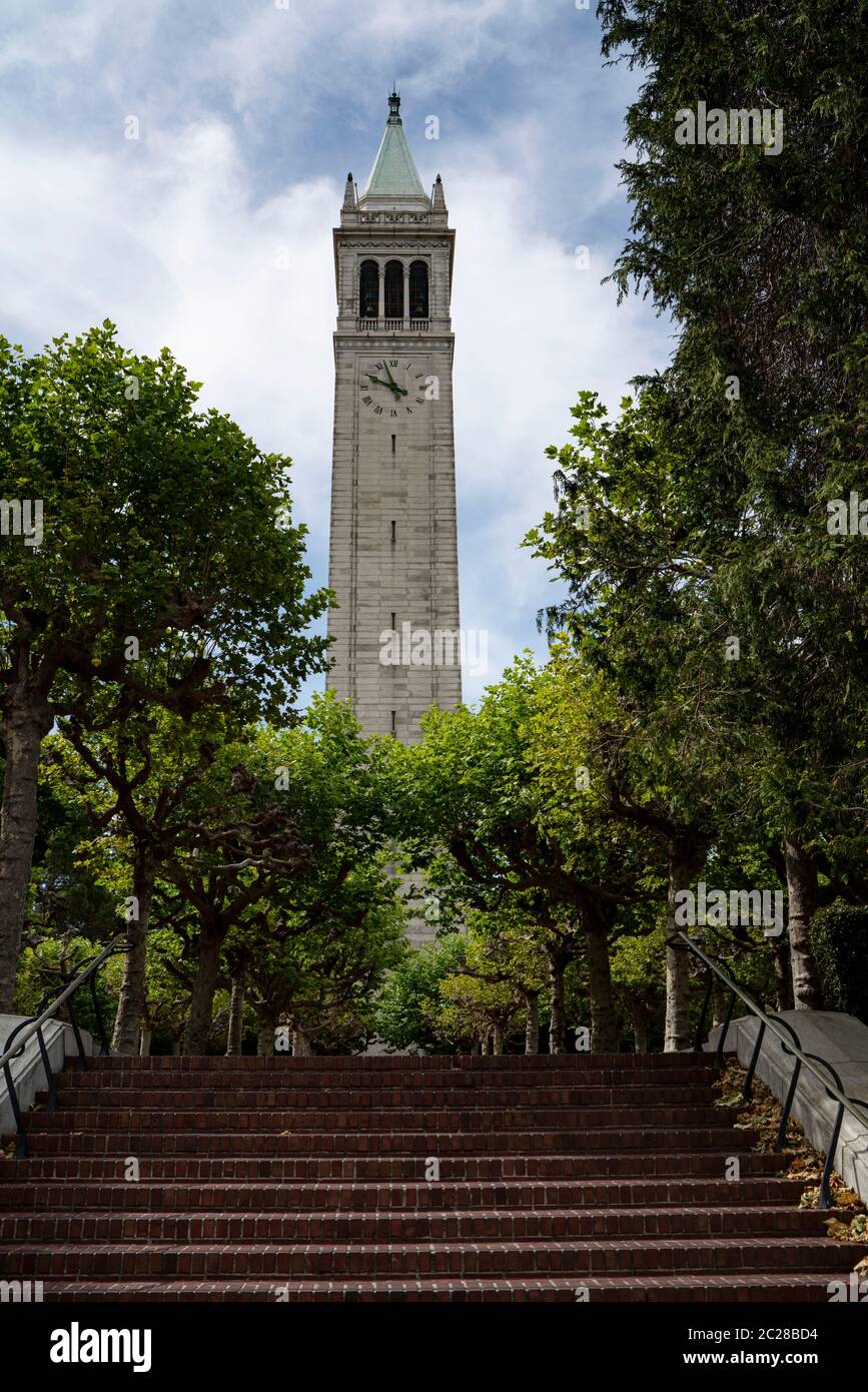 Uc berkeley gate hi-res stock photography and images - Alamy