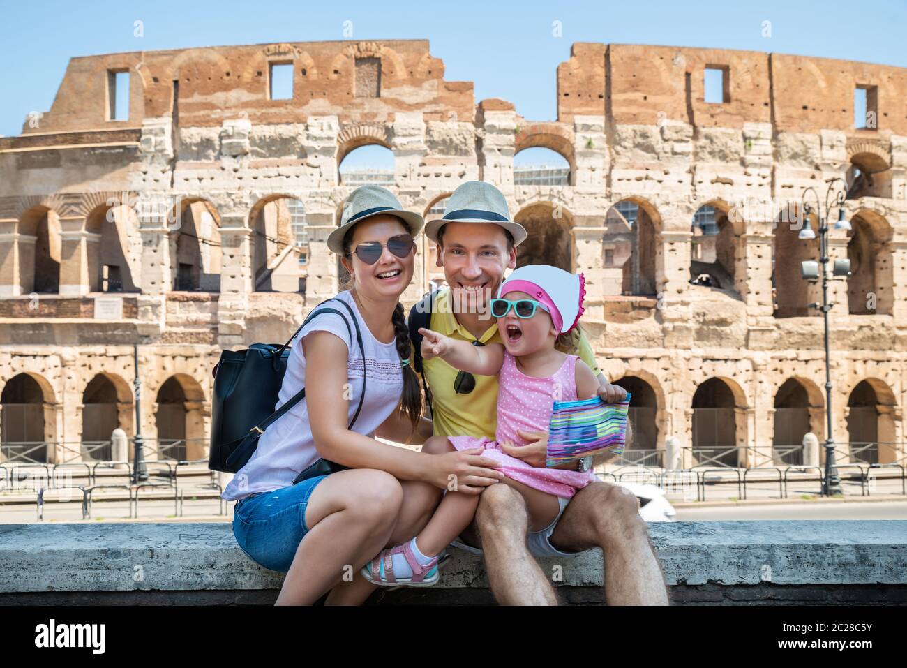 Family young rome tourist hi-res stock photography and images - Alamy