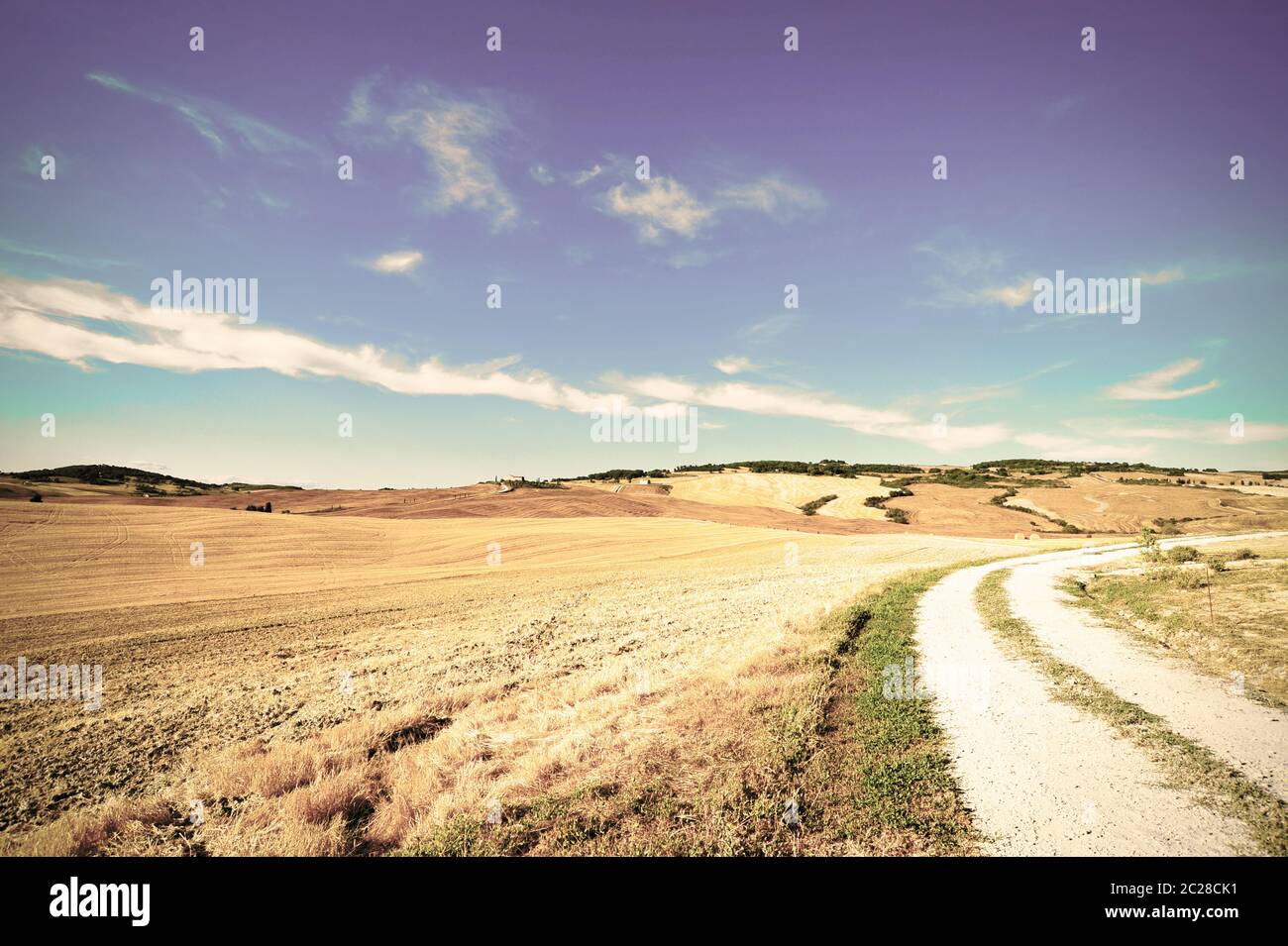 Gravel path between fields hi-res stock photography and images - Alamy