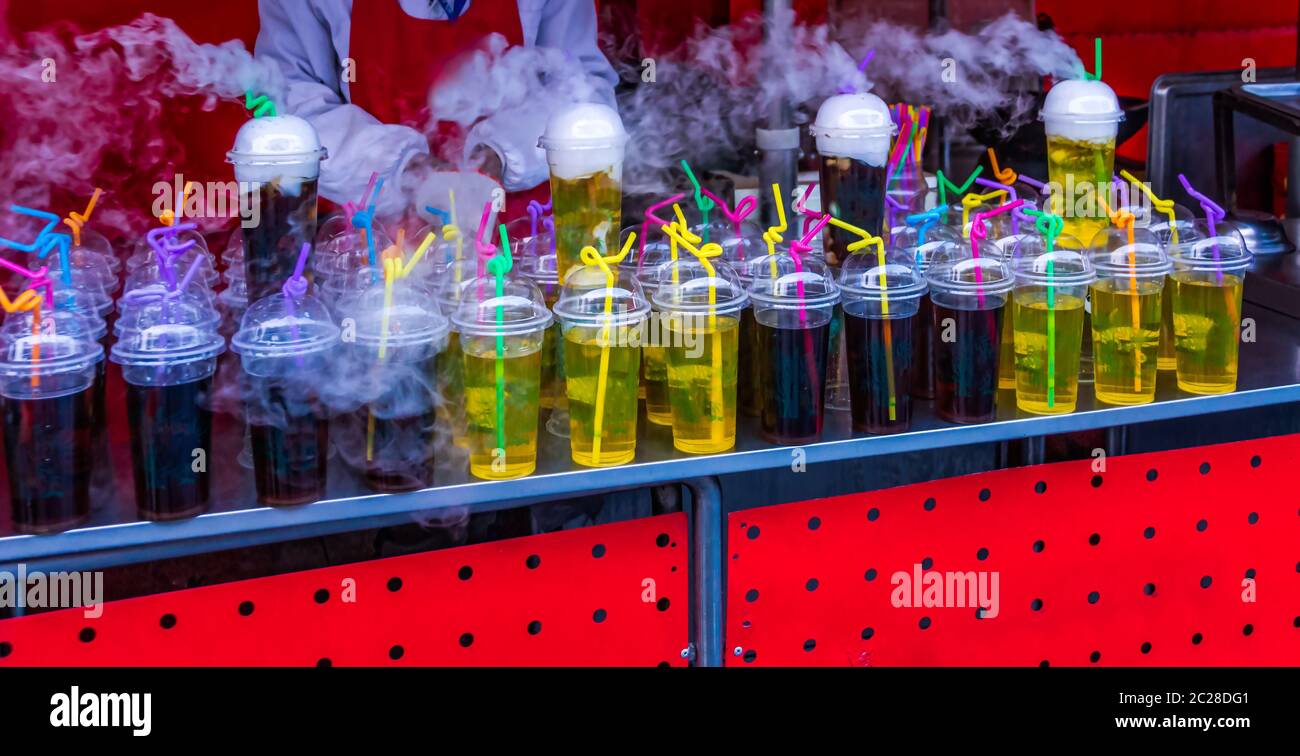 Cocktails in plastic cups hi-res stock photography and images - Alamy